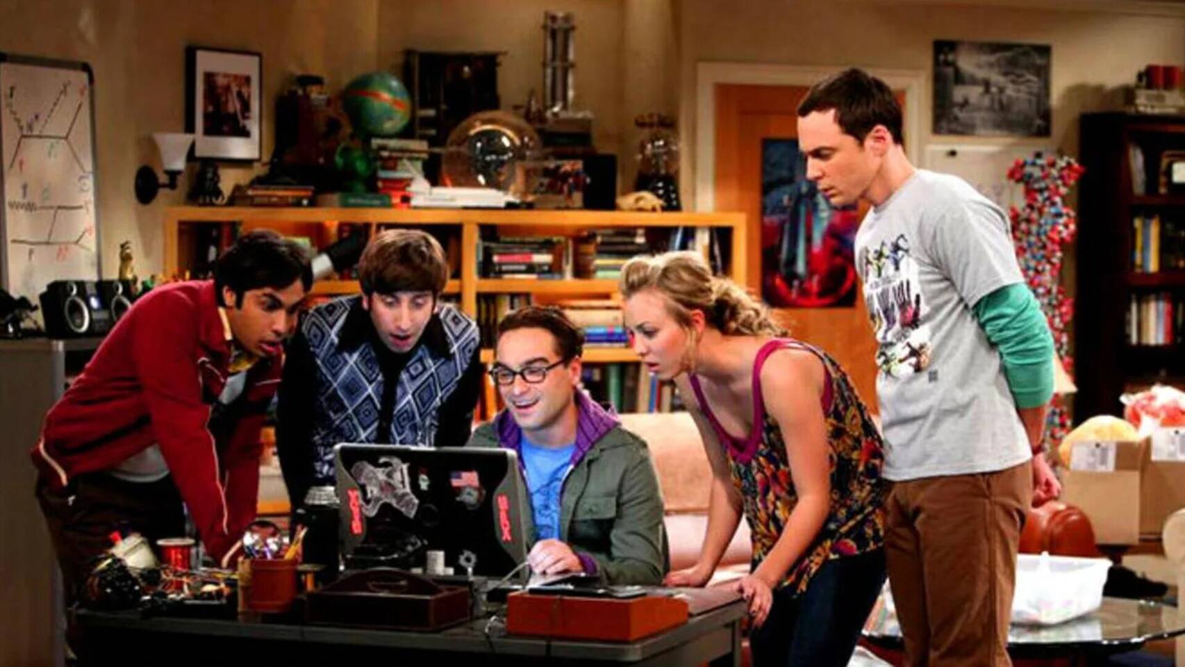 El reparto de 'The Big Bang Theory' ganaba muchísimo dinero, pero un actor superó al resto con ...