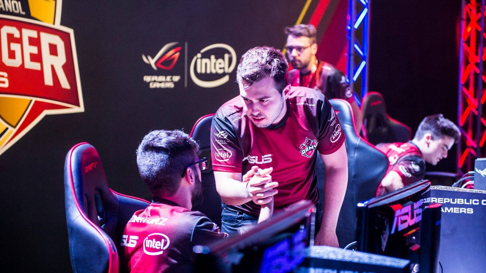 ASUS ROG Army se reafirma como líder de la División de Honor de League ...