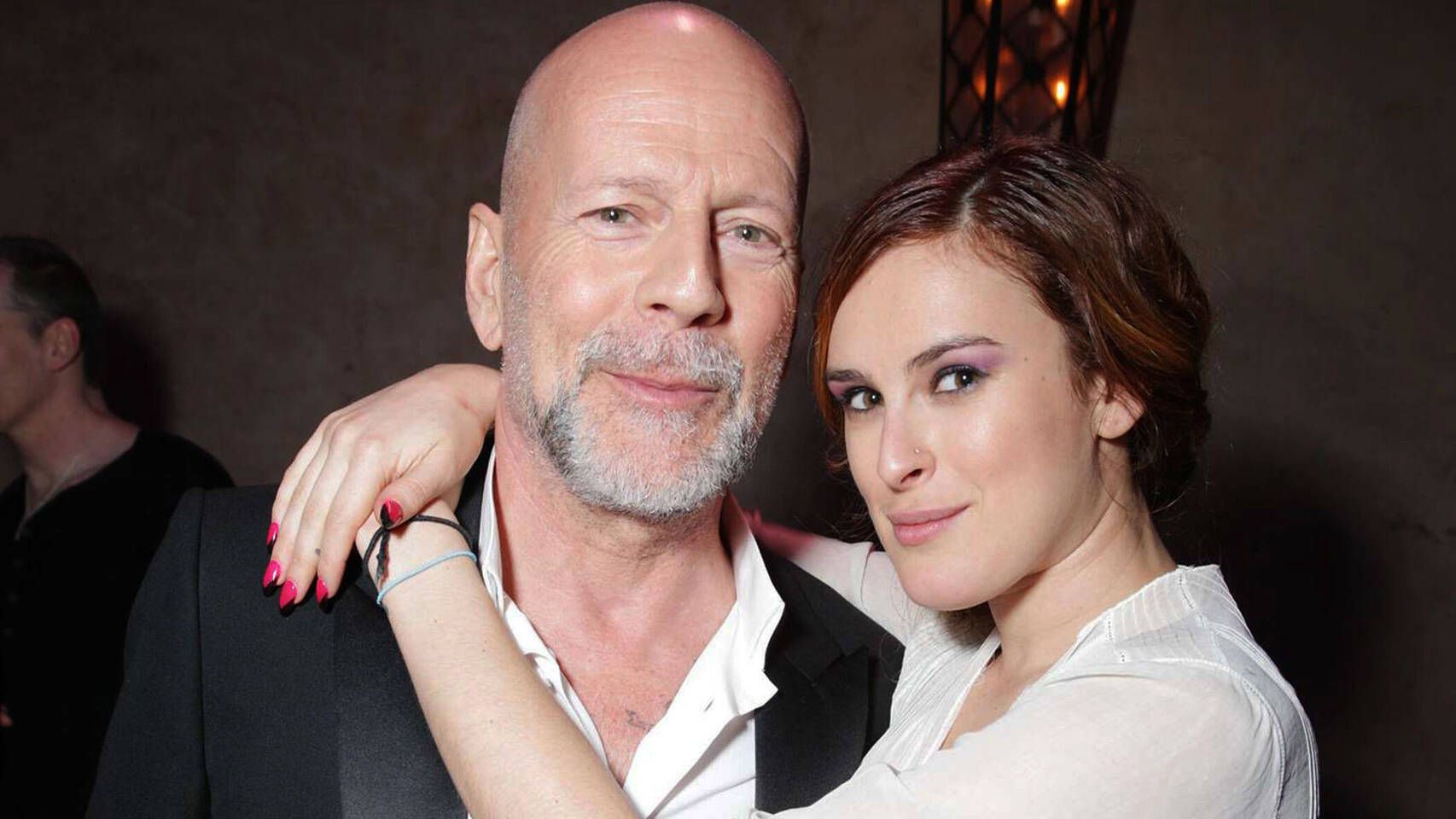 La hija de Bruce Willis comparte el estado de salud de su padre y cómo están viviendo el avance ...