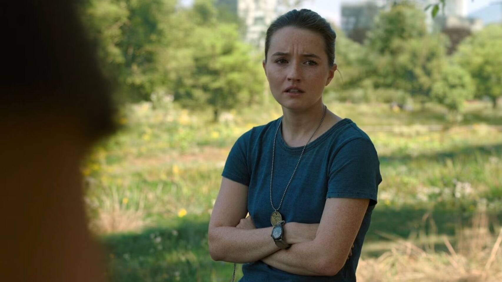 La actriz original de Abby en The Last of Us 2 defiende a Kaitlyn Dever en la serie con emoción ...