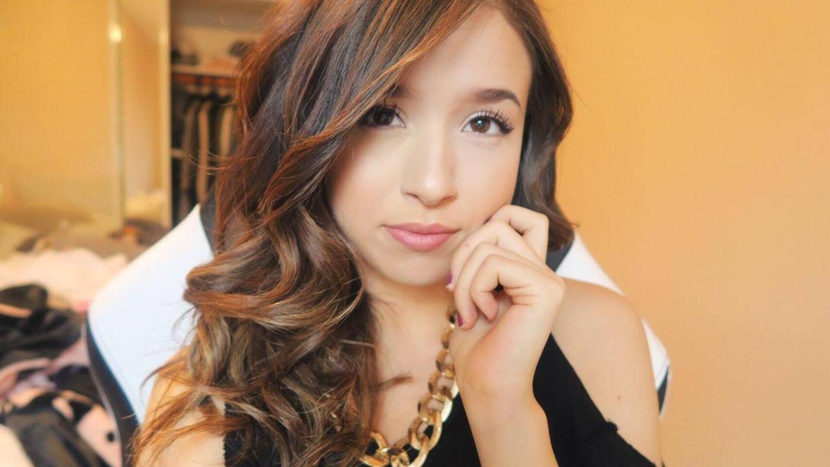 La streamer Pokimane anuncia su retirada de Twitch - Vandal Random
