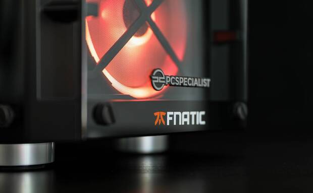 El club de esports Fnatic presenta su PC oficial para jugadores ...