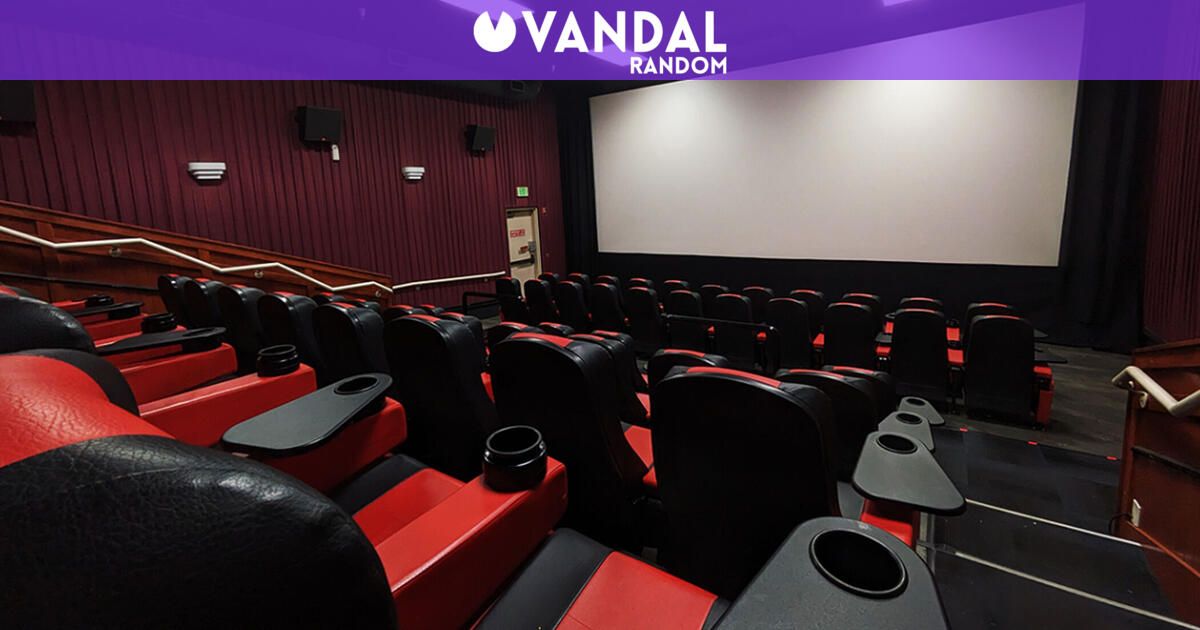 En España ya se puede ir al cine desnudo por primera vez en la historia y los primeros pases ...