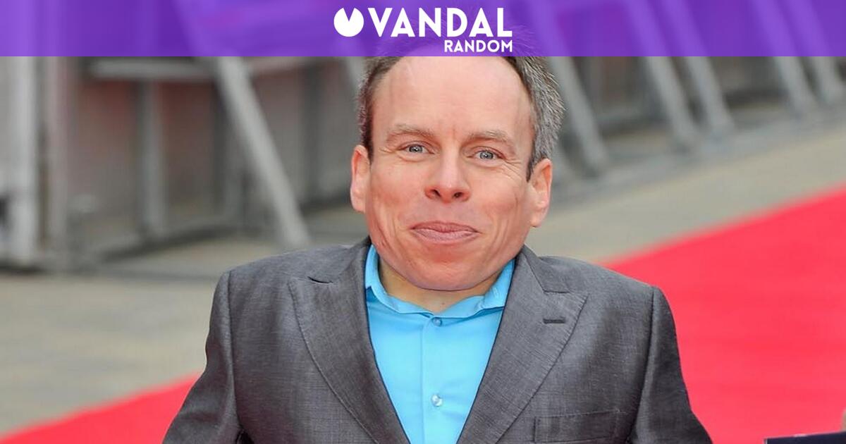 Warwick Davis, actor de Harry Potter y Star Wars, recibe la Orden del ...