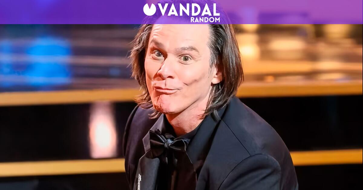 Jim Carrey (64) reaparece para recoger un premio y su aspecto desata ...