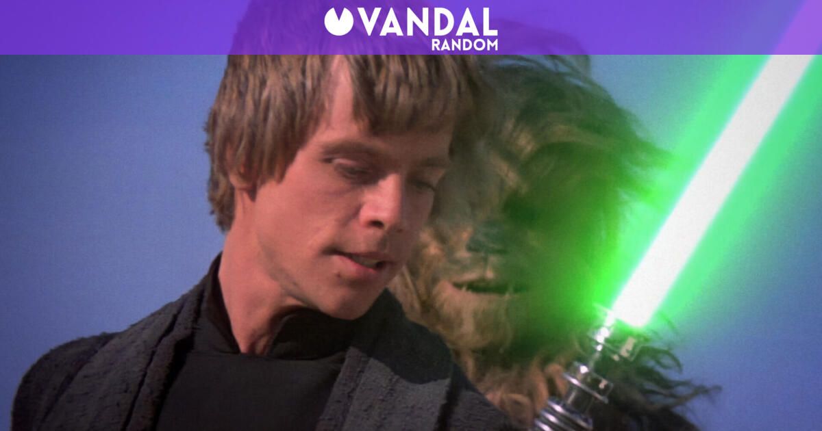Esta es la escena eliminada de 'El retorno del Jedi' en la que Luke Skywalker fabricaba su sable ...