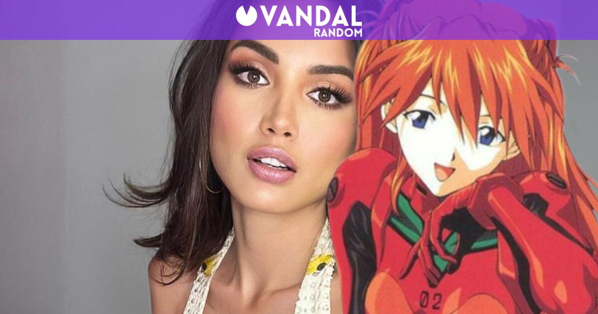Una presentadora de TV aparece en las noticias con un cosplay del anime ...
