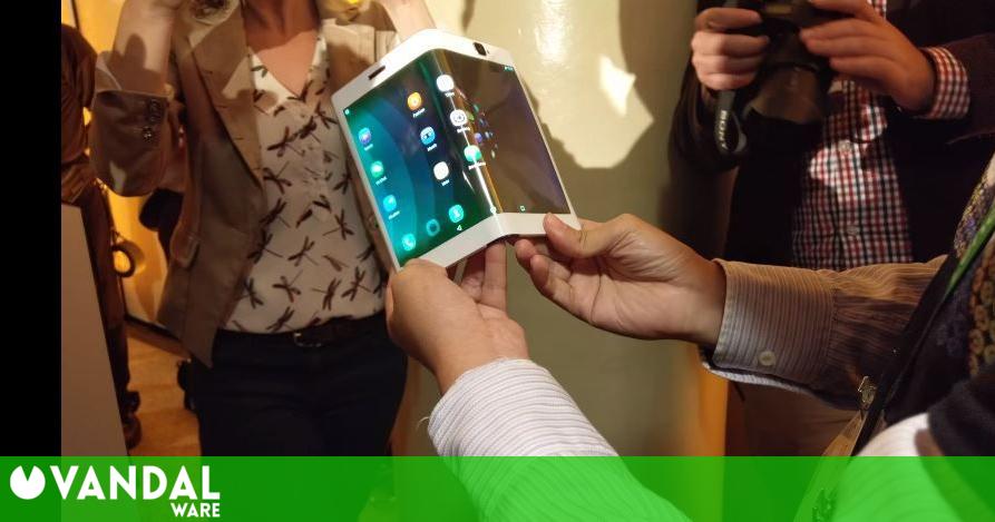 Lenovo Folio, la tablet que se dobla para convertirse en un teléfono ...